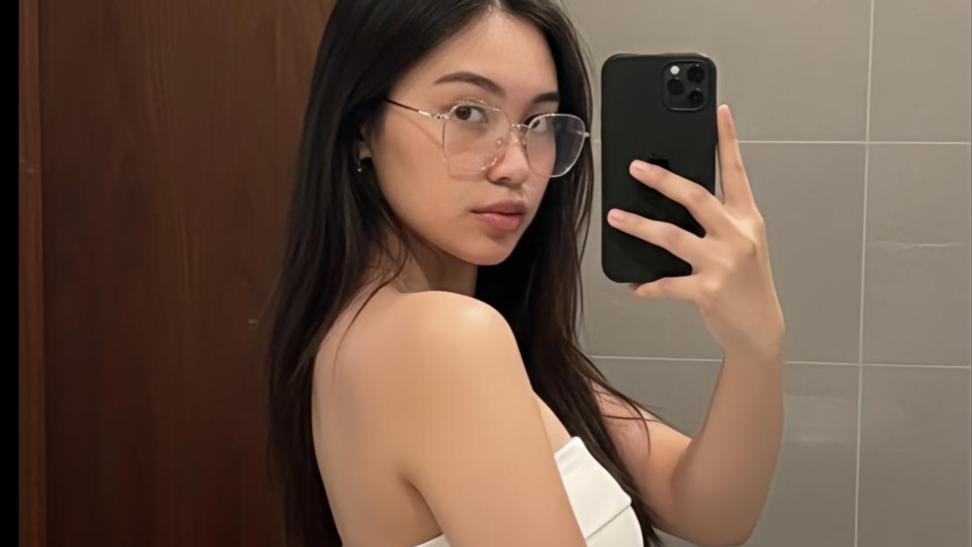 'Pinay Gold Medalist' Viral Scandal Grows as AI Clips and Suspicious ...