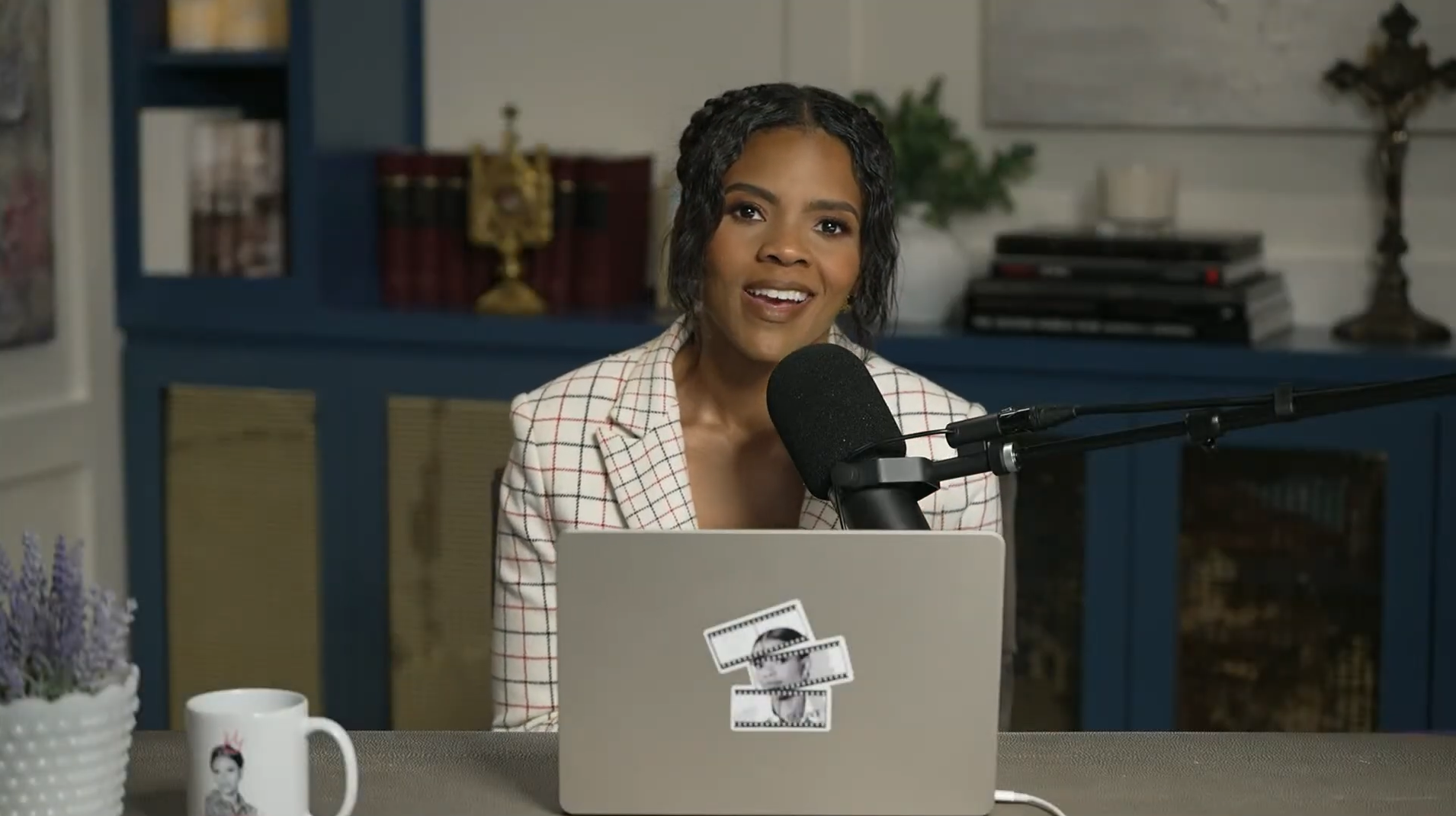 Candace Owens Calls for 'Mad King' Trump's Removal, Claiming 'Satanic ...