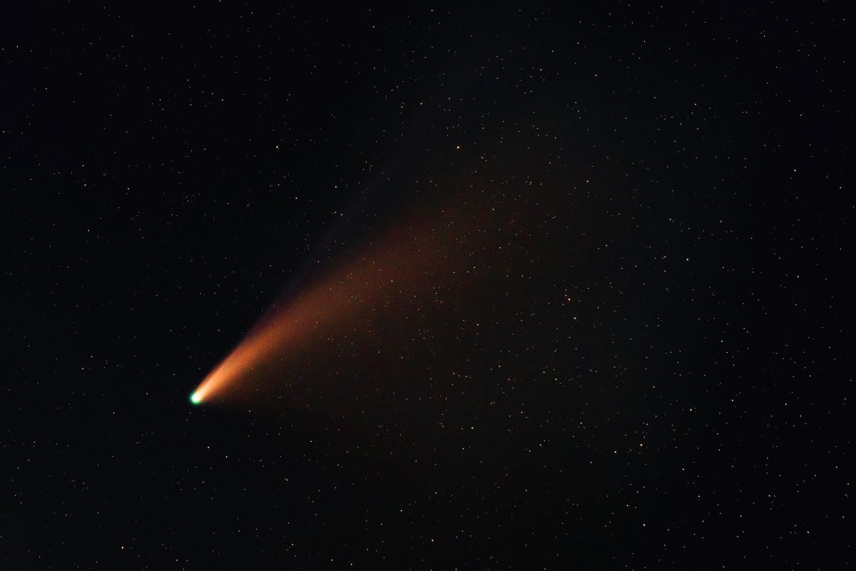 NASA Confirms Shocking Boom as 17,000-Pound Meteor Tears Across Ohio ...