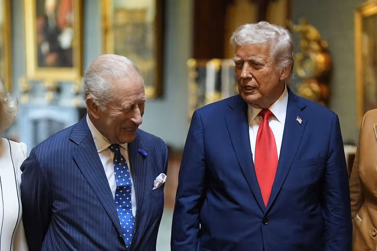 Buckingham Palace Issues Rare Statement After Donald Trump Makes 'Jaw ...