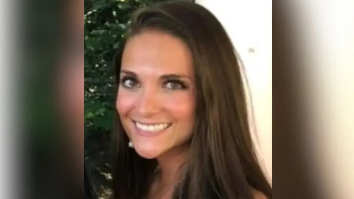 NJ Teacher Ashley Fisler Allegedly Had Sex With Pupil In Same Classroom ...