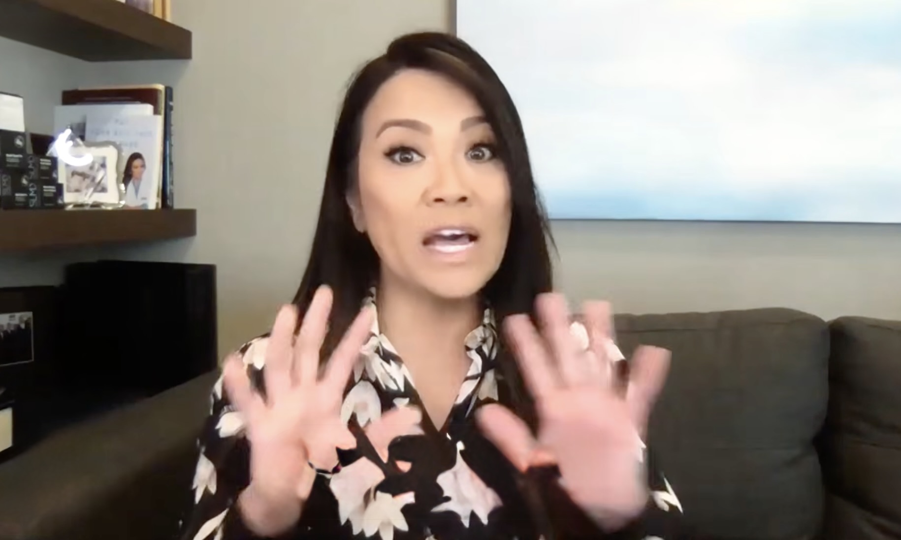 What Happened to Dr. Pimple Popper? Sandra Lee Shares the Warning Signs ...