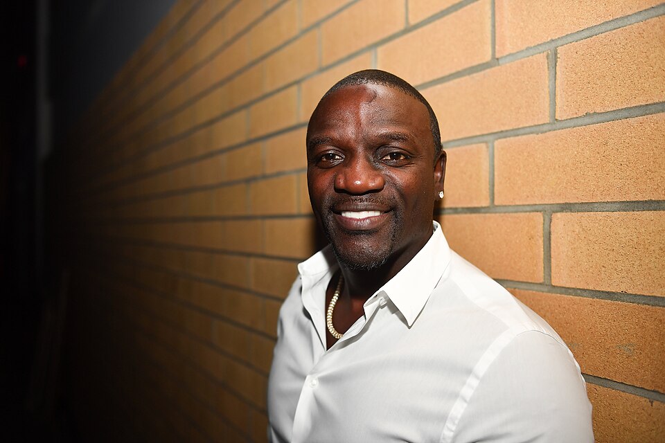 How Many Wives Does Akon Have? Singer Reveals Strict One-Way Rule For ...