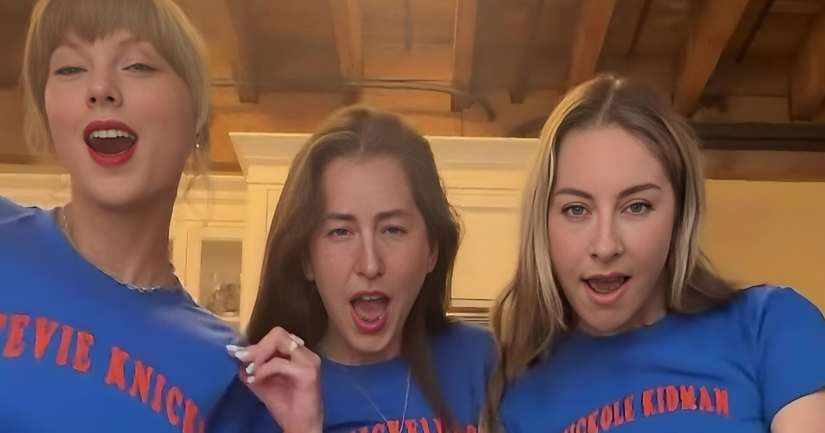 10 Photos of Haim Sisters Este and Alana Linked to Taylor Swift's NBA ...