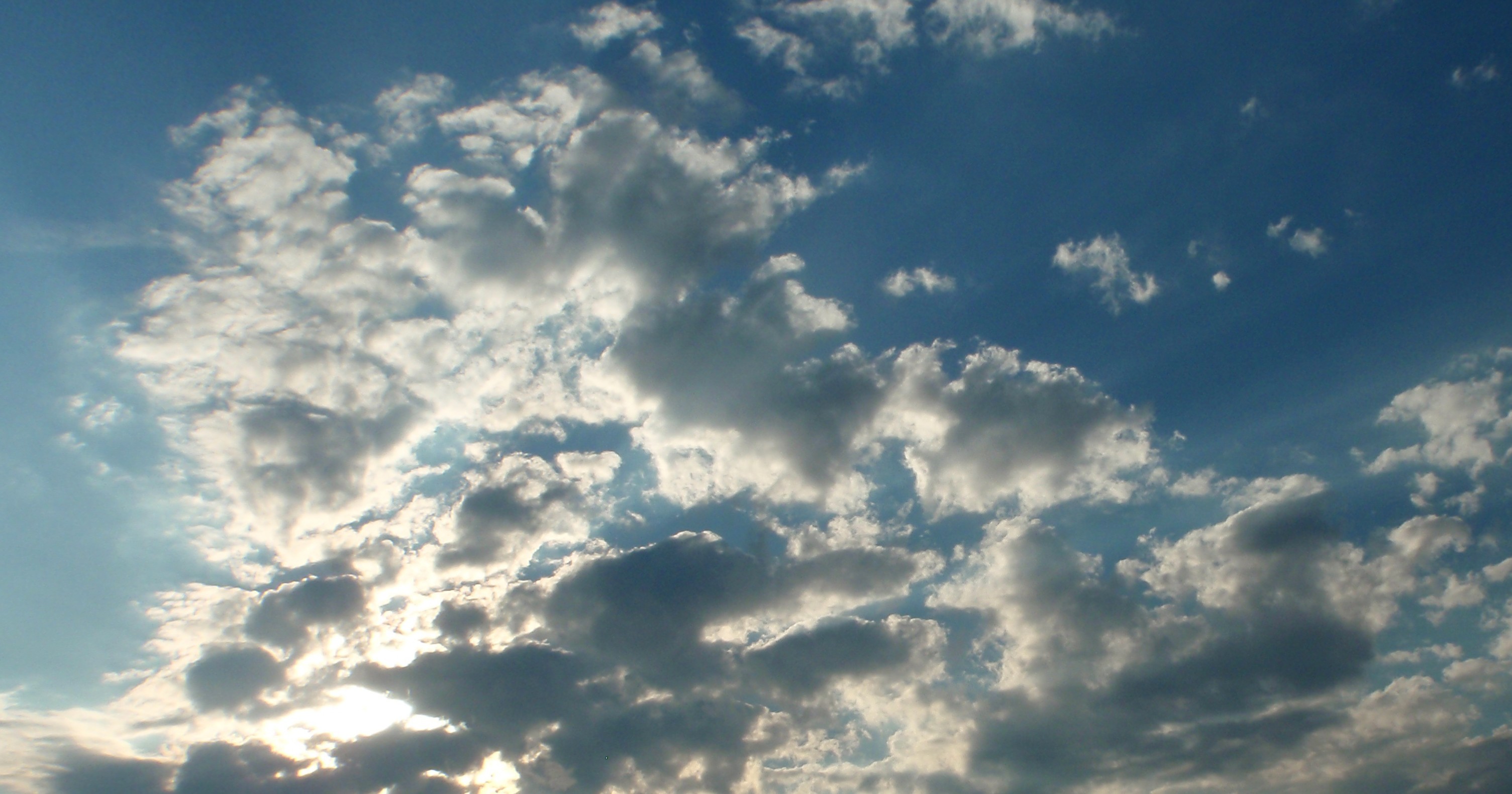 Eerie Sky Sound Heard In Viral Video Sparks Panic and Wild Conspiracy ...