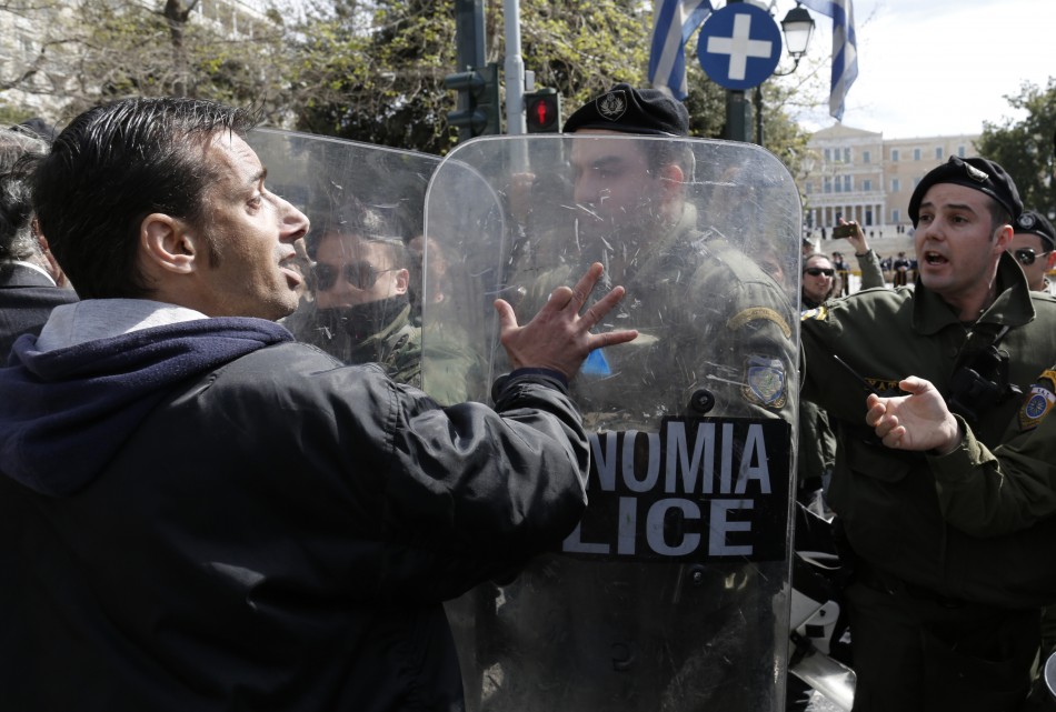 Greece: Pakistani Immigrant 'Jumps' from Police Station Window in ...