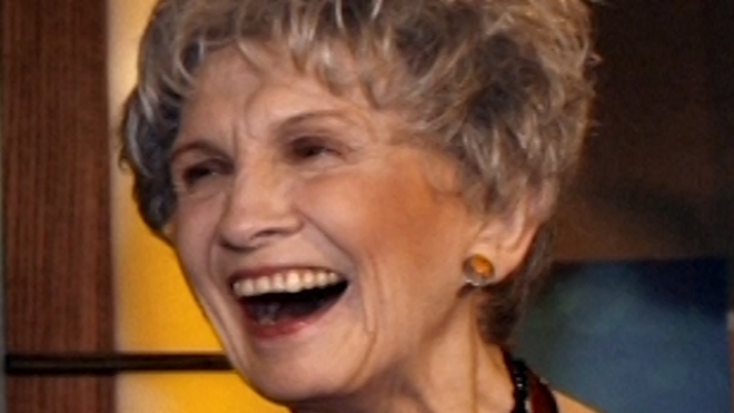 Alice Munro Wins Nobel Prize For Literature | IBTimes UK