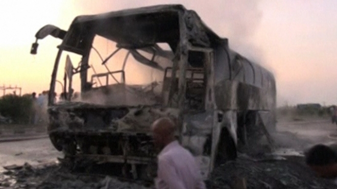 Dozens Dead As Bus Hits Oil Tanker In Southern India | IBTimes UK