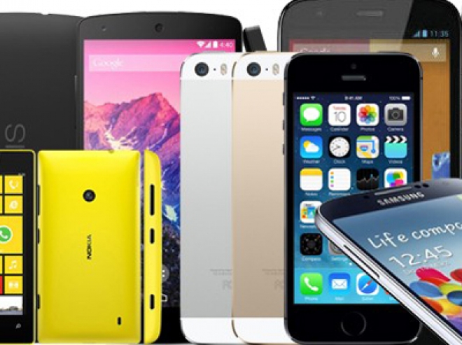 Christmas Gift Guide: Best Smartphones of 2013 | IBTimes UK