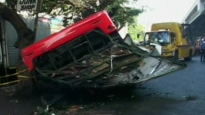 Philippines Bus Crash Kills Dozens In Manila | IBTimes UK
